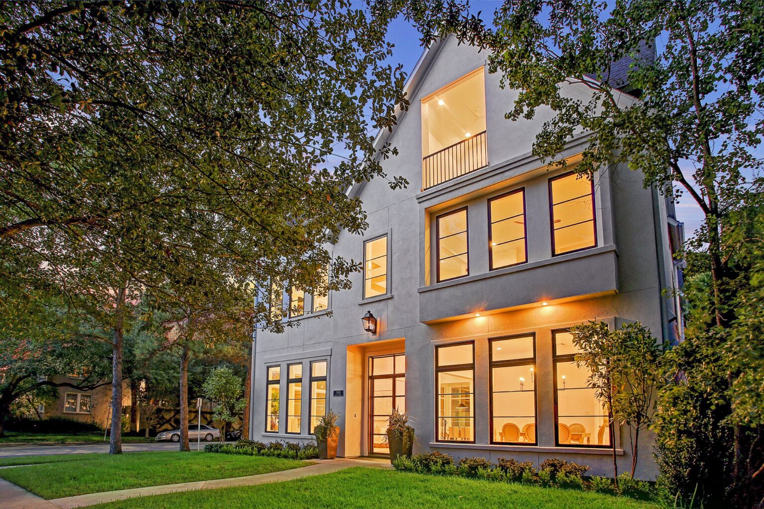 Two and a Half Story Home Plan